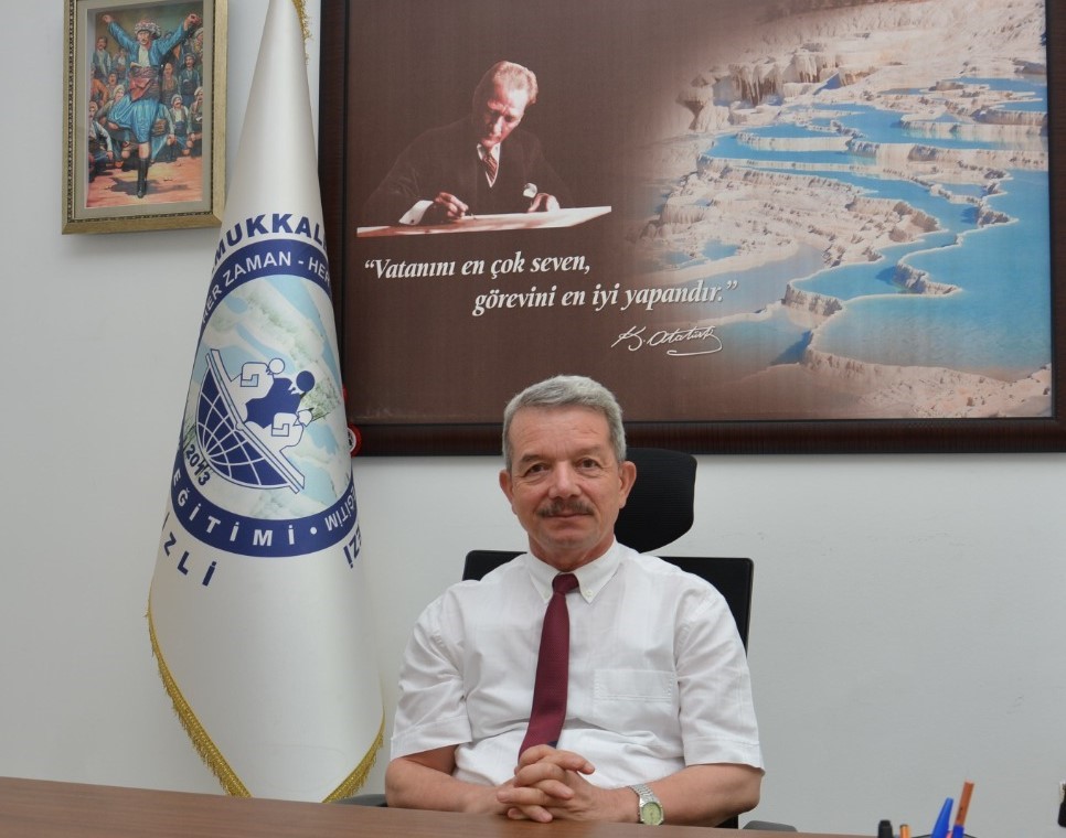 Cengiz Sarıca, Pamukkale Halk Eğitimi Merkezi müdürü olarak göreve ... Cengiz Sarıca, Pamukkale Halk Eğitimi Merkezi müdürü olarak göreve ...